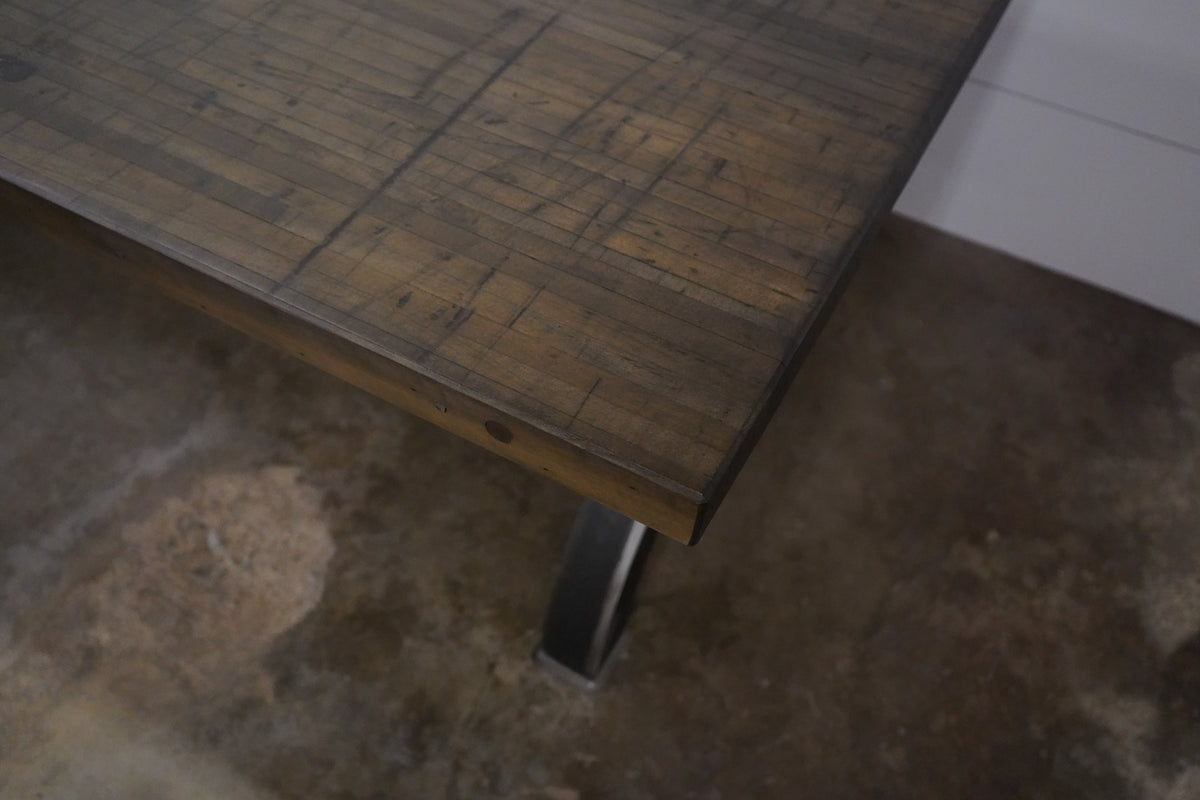 Finished Boxcar Tops | Dusk – Boxcar Woody Stockyards City