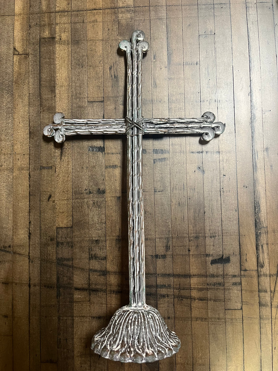 Grey Wired Cross – Boxcar Woody Stockyards City