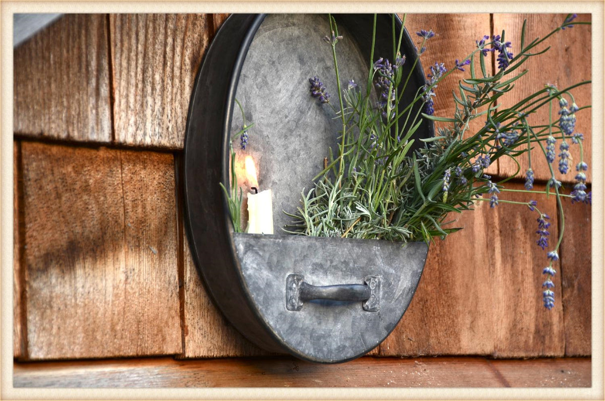 Oval Handled Wall Display – Boxcar Woody Stockyards City